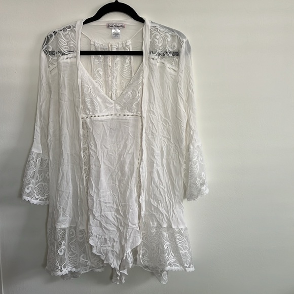 Linea Donatella | Intimates & Sleepwear | Linea Donatella White Lacey ...